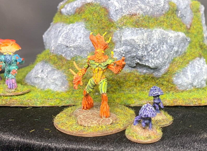 7 Piece Myconid Mini Set - Painted - for Ttrpg's - DND- 2 Myconids, 2 ...