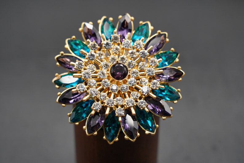 Elegant Sunburst Gemstone Brooch With Vintage Crystal Accents - Etsy