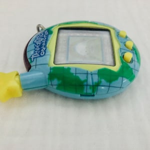 Tamagotchi Connection V4.5 (special Edition): Blue Earth Globe (ENGLISH ...