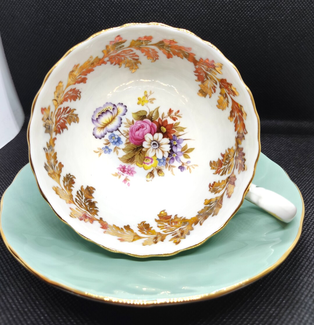 Vintage Aynsley Flower Teacup and Saucer With Gold Leaf Guild. - Etsy
