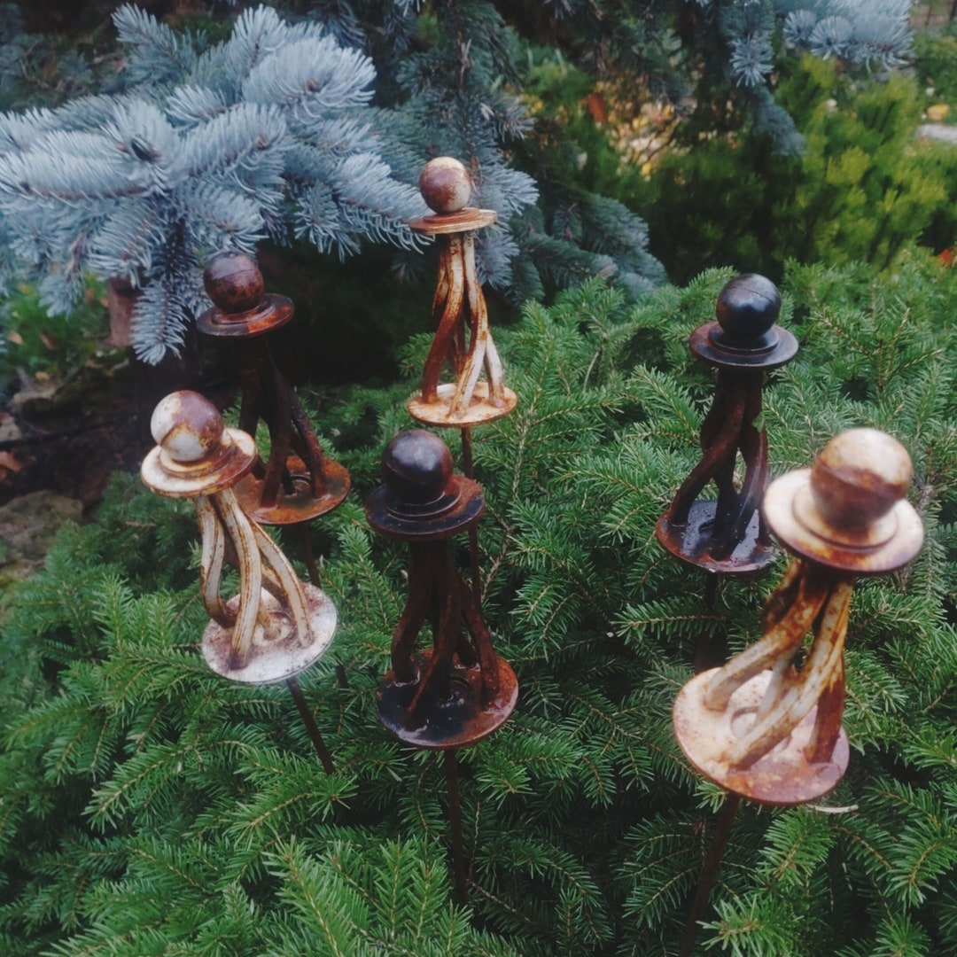 Set of Rusty Garden Sculptures Chess Pawns. Garden Stakes Decor, Rusty ...