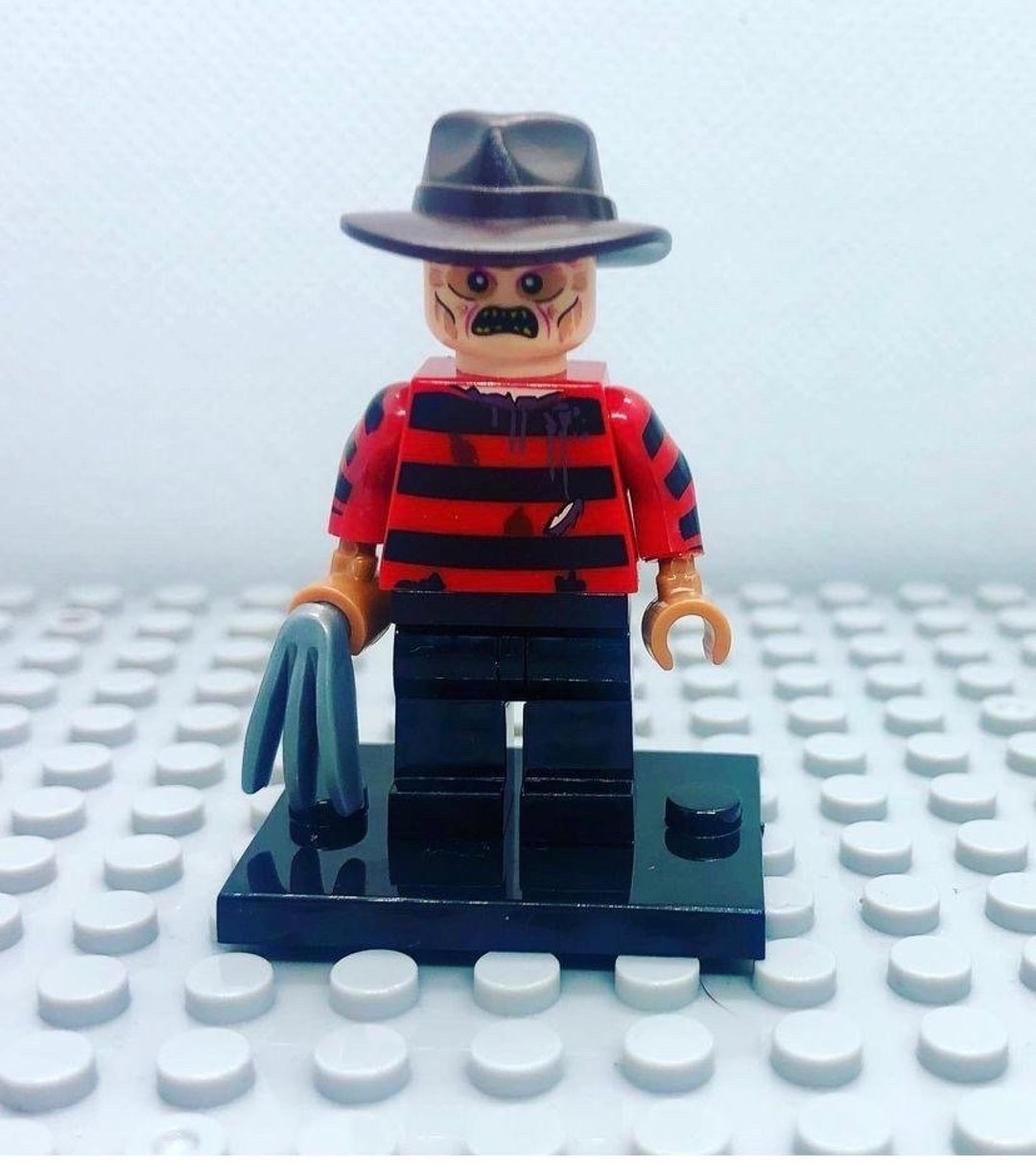 Freddy Krueger Mini Figure - Etsy