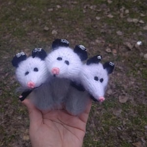 Possums Finger Puppets, Woodland Animals, Crochet Finger Puppet, Puppet ...