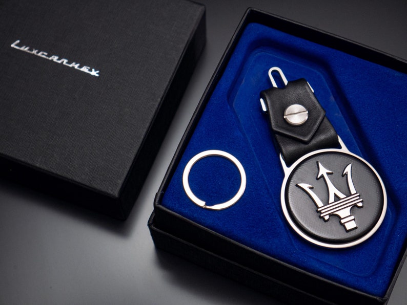 Titanium Black Maserati Keychain Spyder Gran Turismo 350 GT Present ...