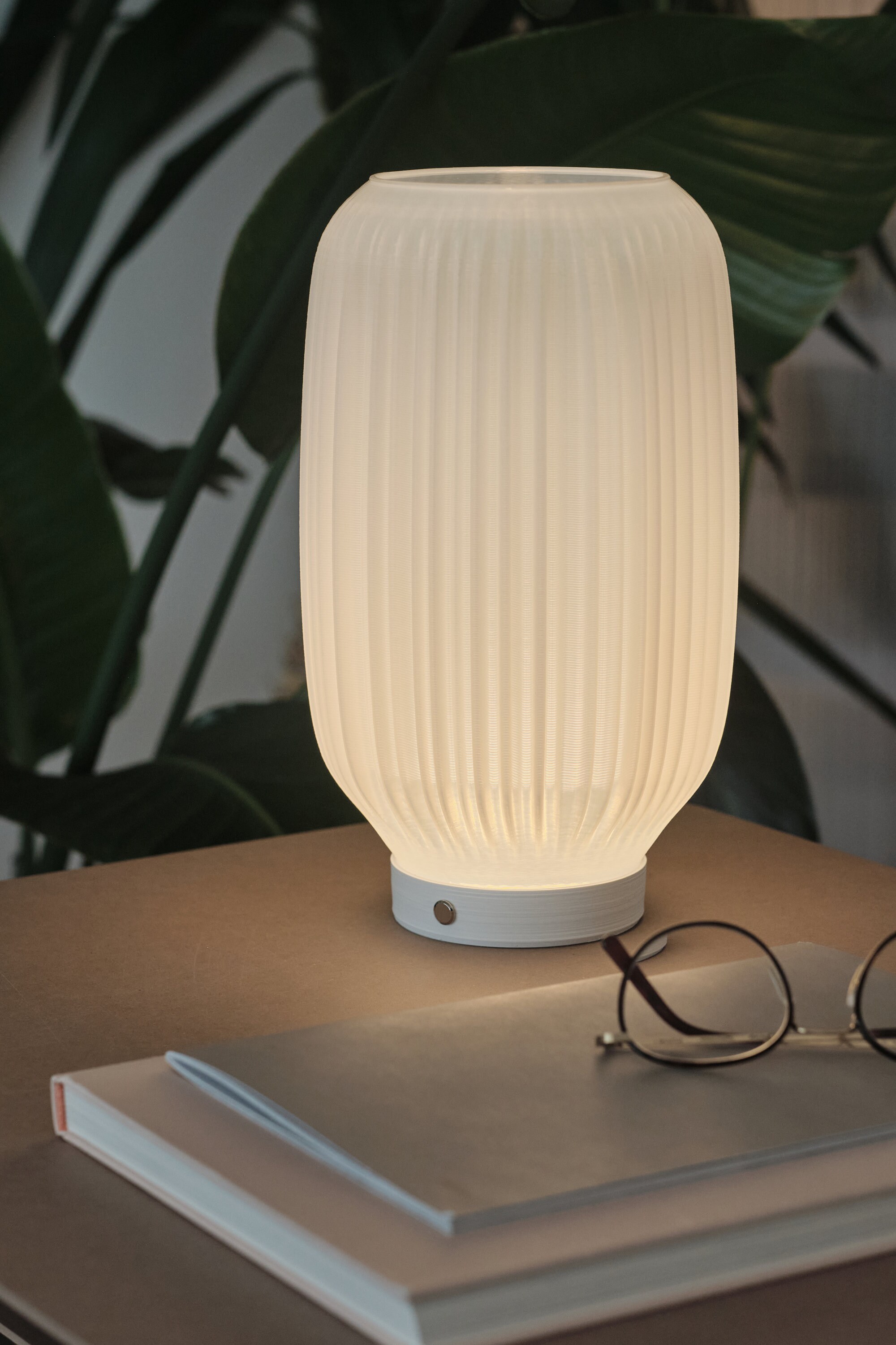 Lucia Lamp – Dein Begleiter für magische Momente, 3D-gedruckt aus ...