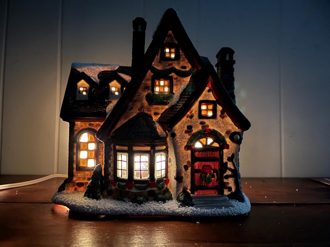 St. Nicholas Square Village Collection Grandma’s House Christmas in Box ...