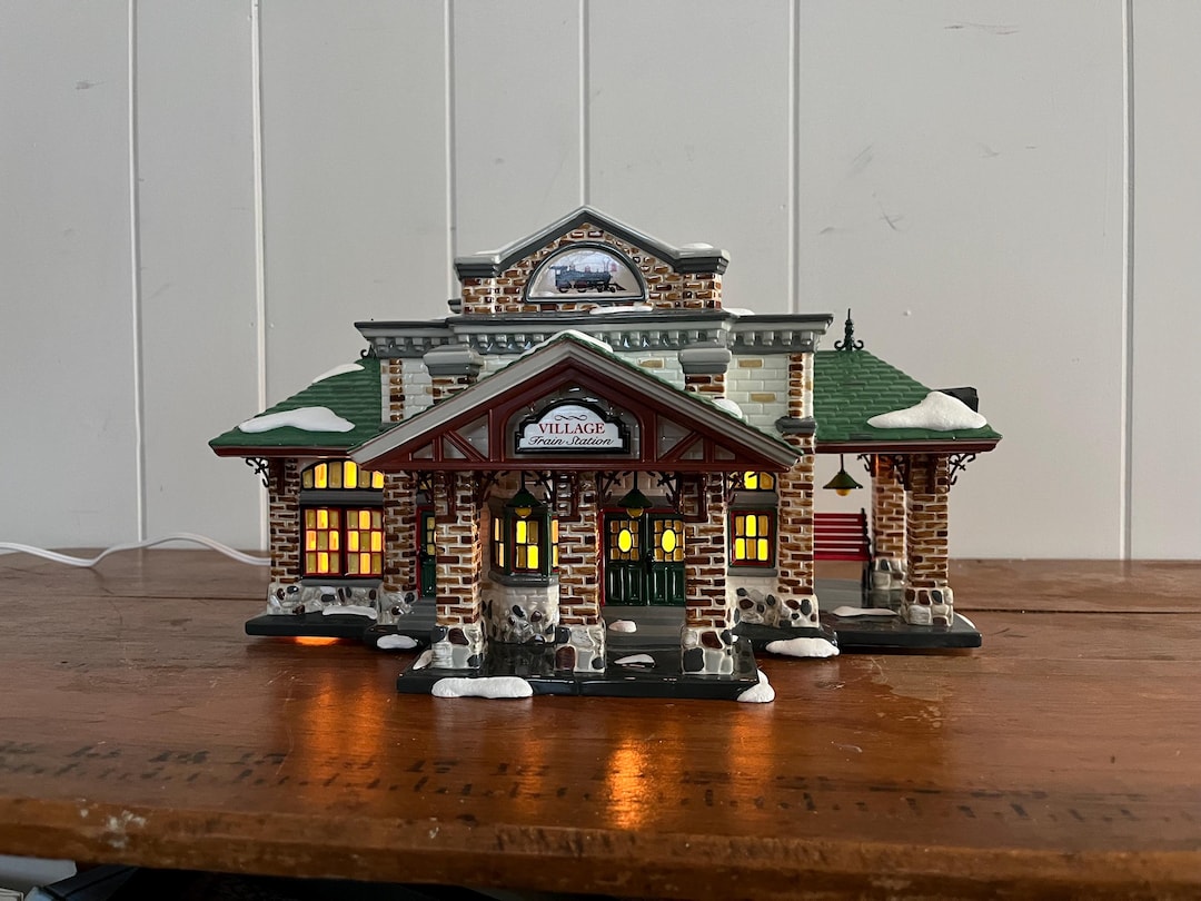 Deptartment 56 Original Snow Village Train Station #55331, 2003 Vintage ...