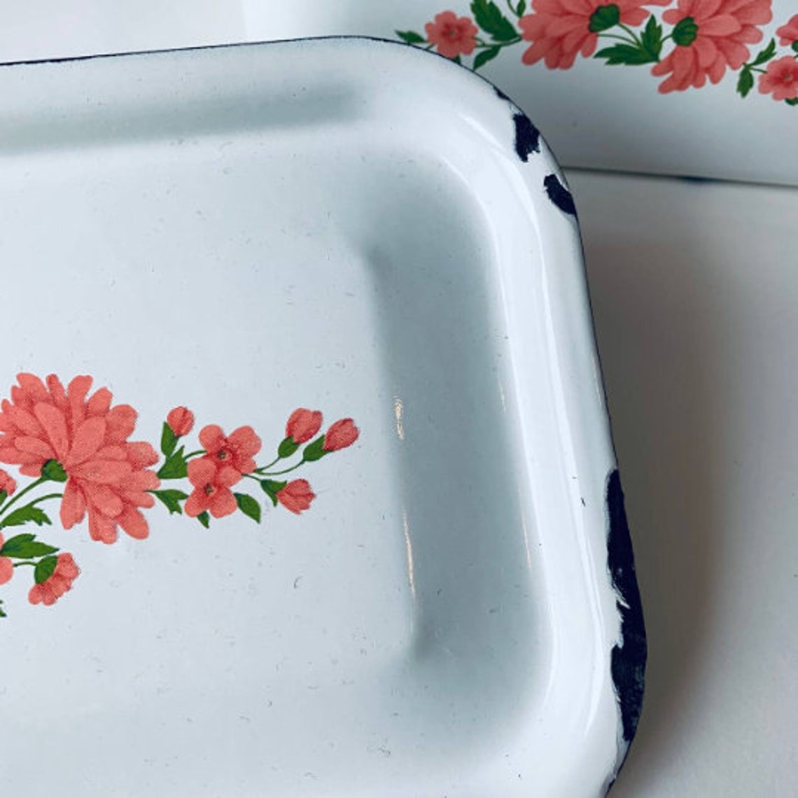 Enamel Food Containers Vintage Enamelware Containers With Lid Metal Box ...