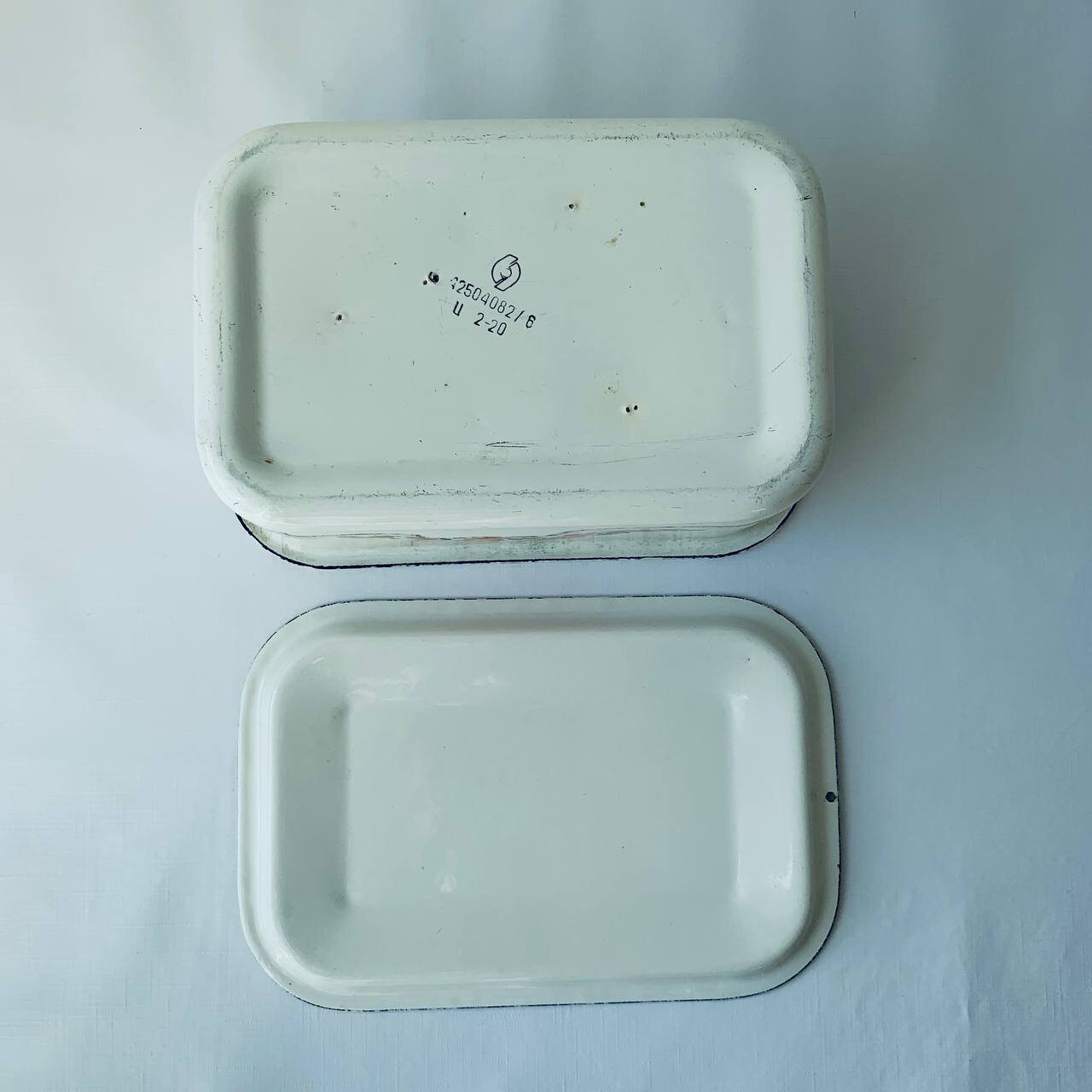 Enamel Food Containers Vintage Enamelware Containers With Lid Metal Box ...