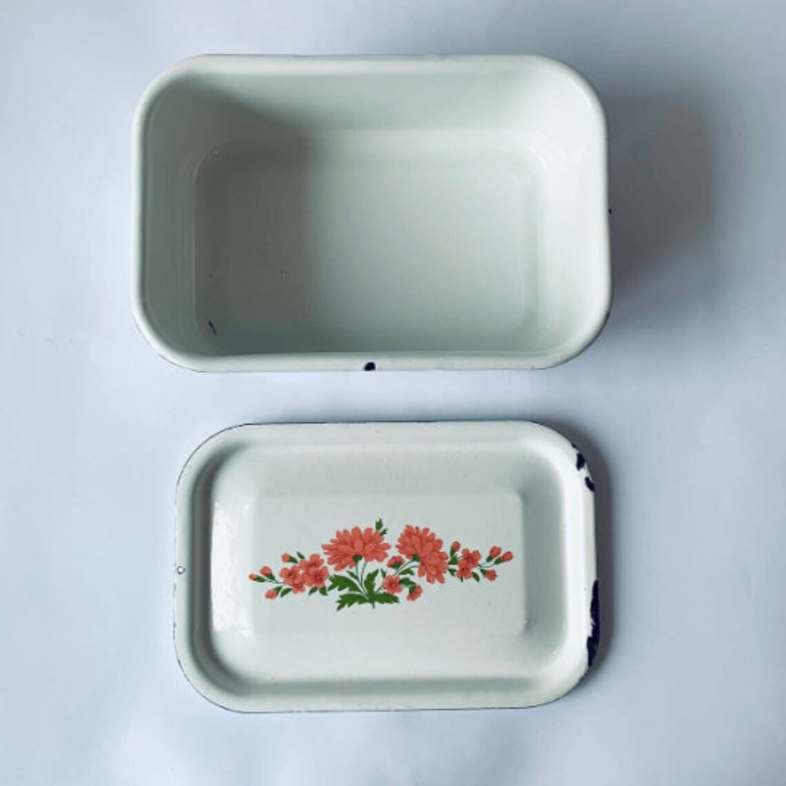 Enamel Food Containers Vintage Enamelware Containers With Lid Metal Box ...
