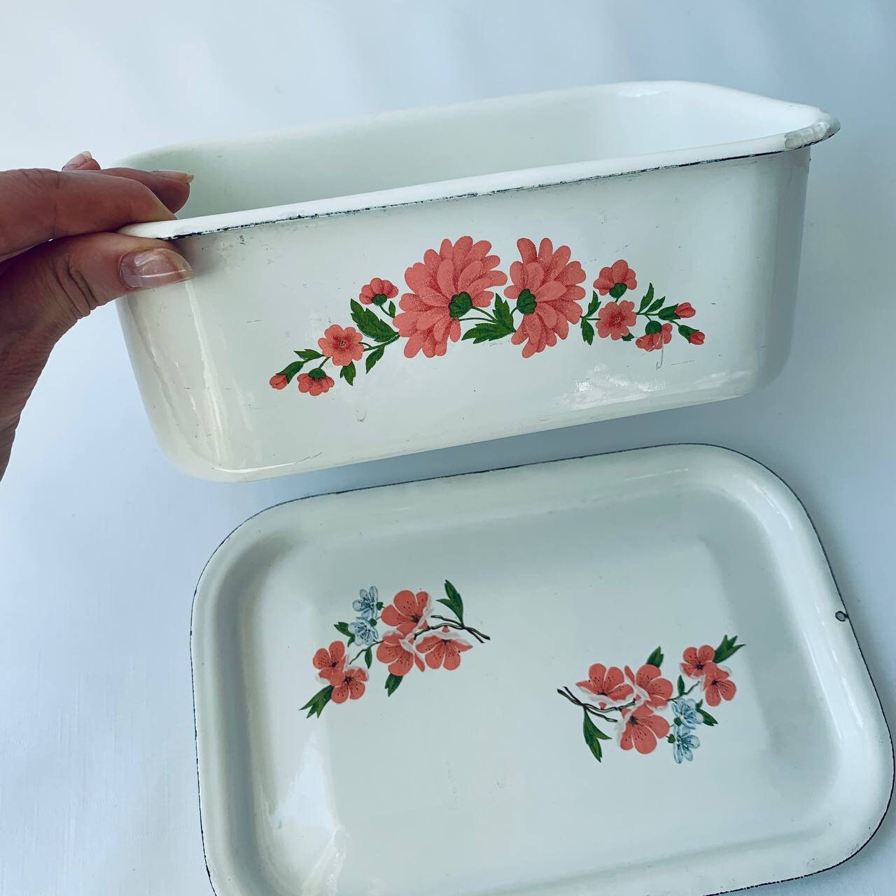 Enamel Food Containers Vintage Enamelware Containers With Lid Metal Box ...