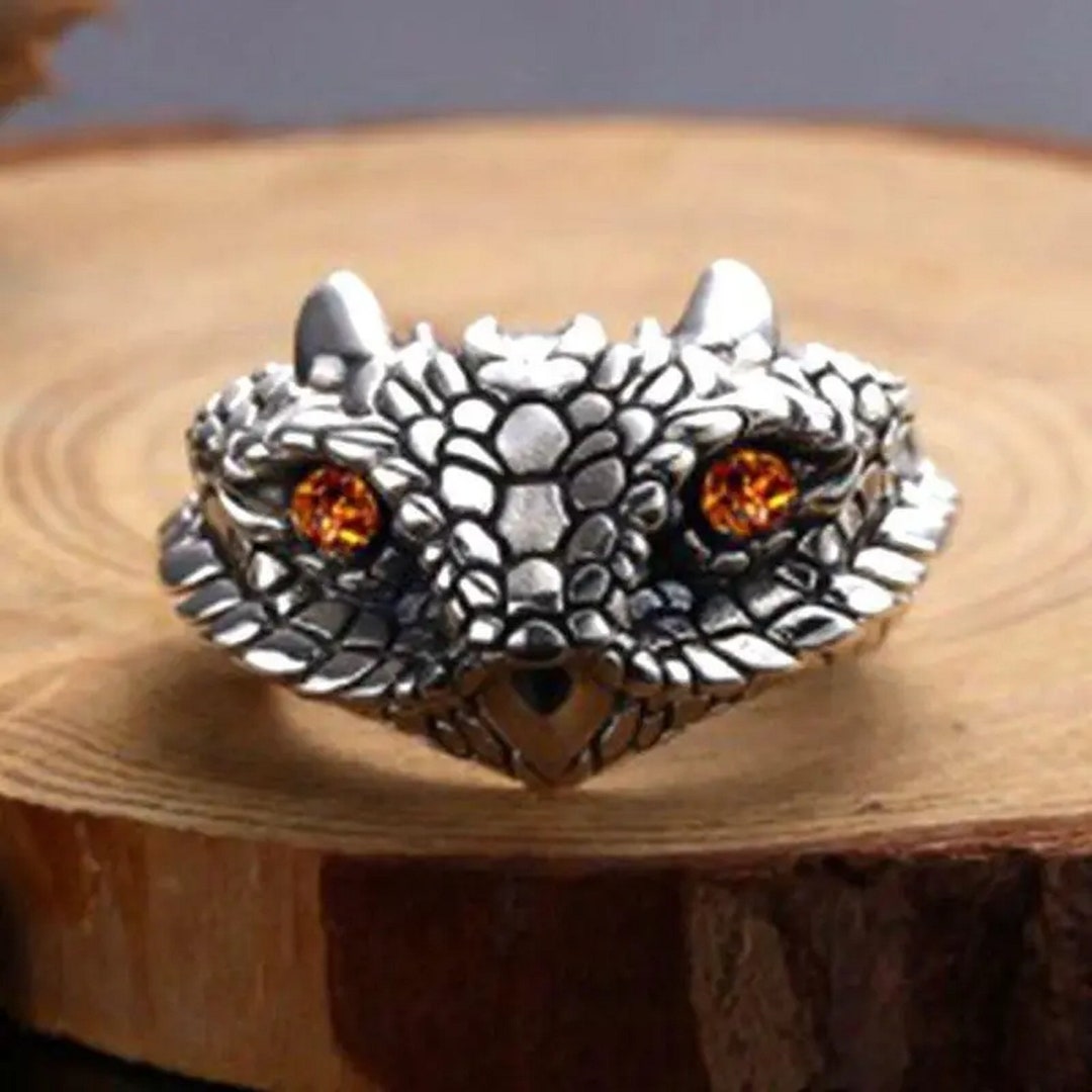 Horned Viper Head Ring With Jeweled Eyes - Crochet and Knitting Yarn ...