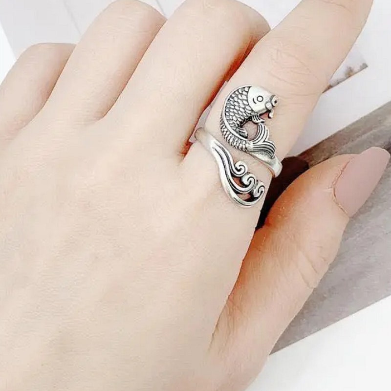 Sea Life Ring - Etsy