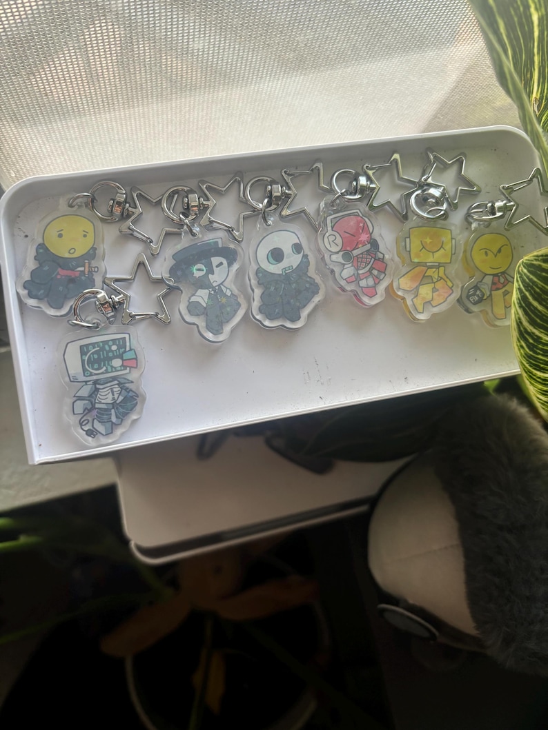 Die of Death Holo Keychains - Etsy