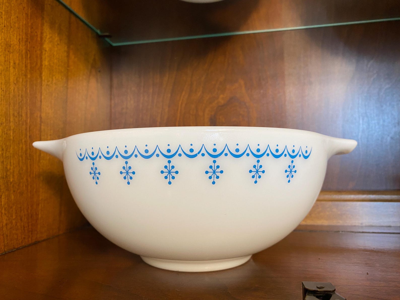 Pyrex Snowflake Garland Cinderella Mixing Bowl Full Set of 4 | Pyrex ...