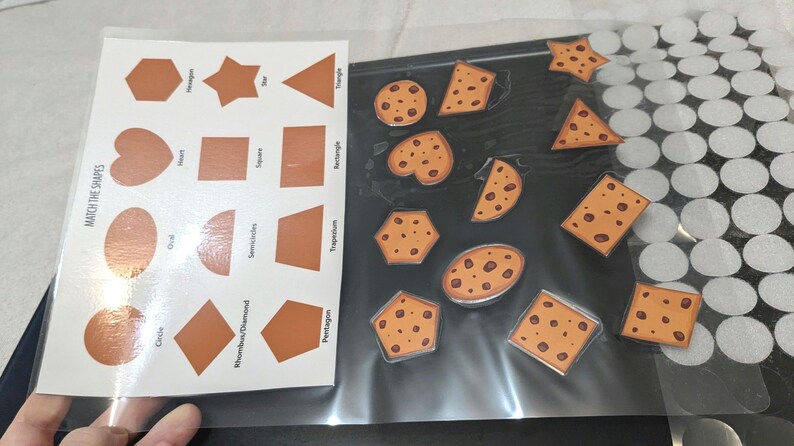 Cookies for Santa Shapes Matching Game | Printable Preschool Worksheets ...