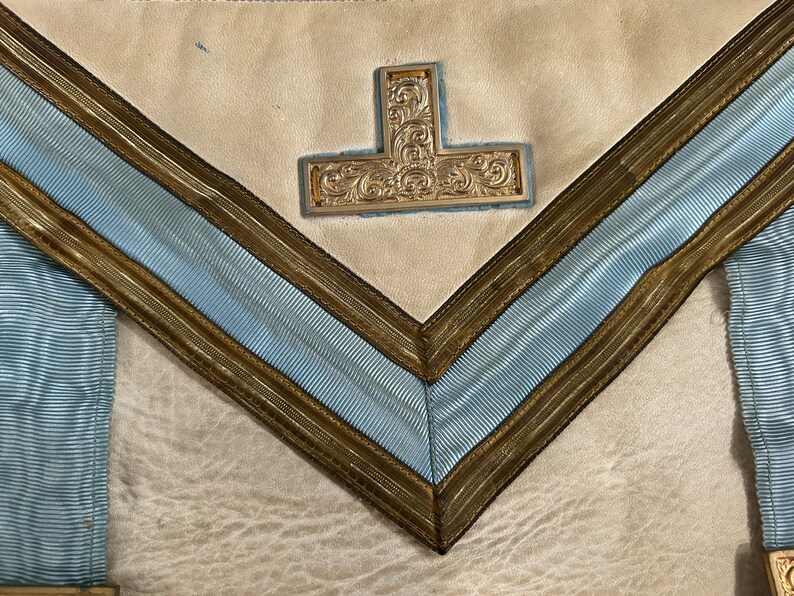 Antique Past Master Masonic Apron With Leather Case | Freemason Craft ...