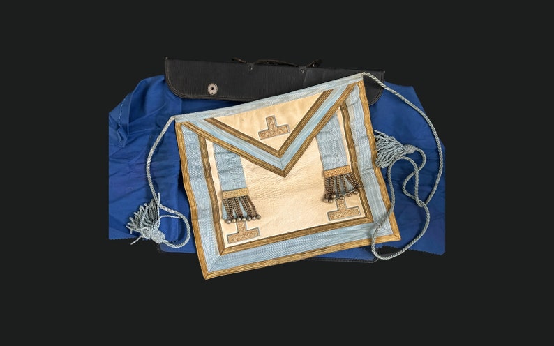 Antique Past Master Masonic Apron With Leather Case | Freemason Craft ...