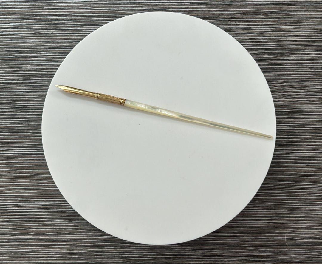 Victorian-era Mother-of-pearl Dip Pen With Gold Nib | William A. Ludden ...