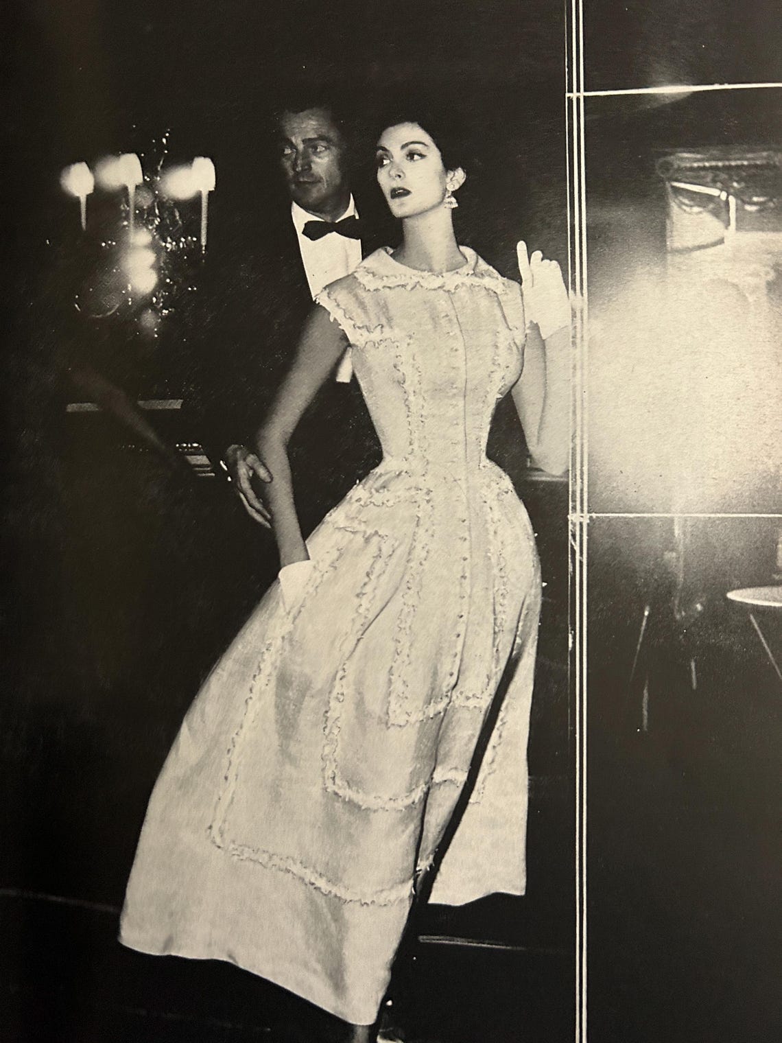1955 HARPER'S BAZAAR Magazine | Cover: Liz Pringle Photographed by ...