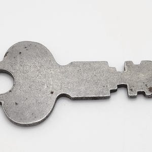 Vintage Set of Padlock Keys I Lot of 3 I Eagle Lock Co. Key | Yale Key ...