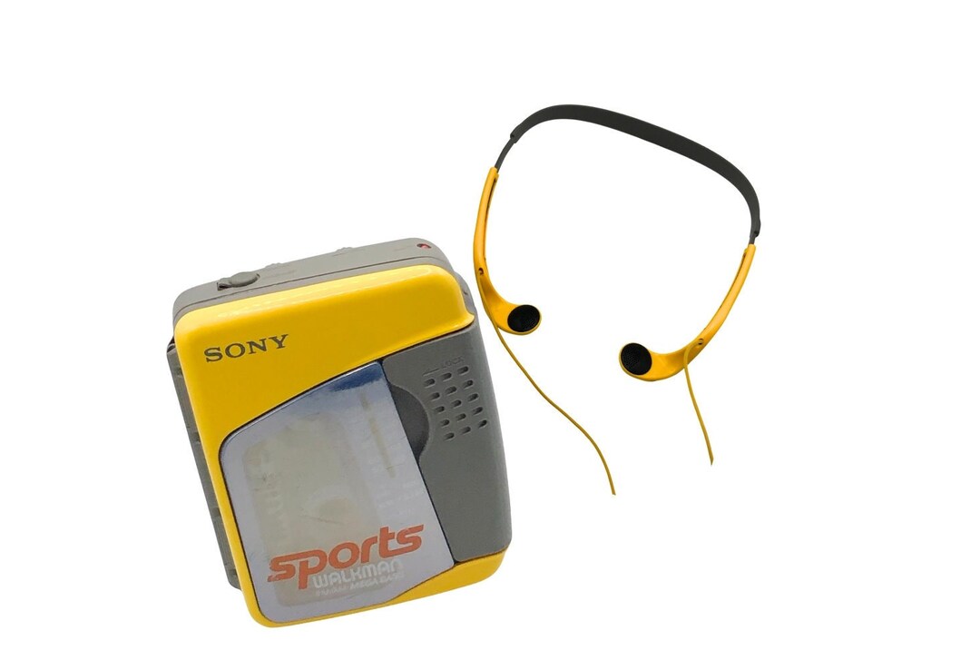 1990s SONY WALKMAN Radio Cassette Player WM-FS398 1996 Sony Walkman ...