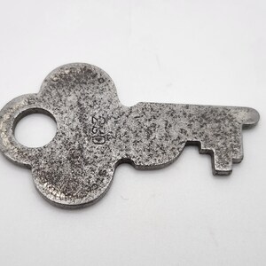 Vintage Set of Padlock Keys I Lot of 3 I Eagle Lock Co. Key | Yale Key ...