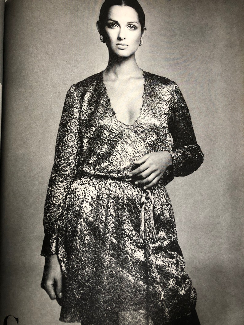 1969 VOGUE Magazine November 1969 Cover: Francoise Rubartelli I Lauren ...