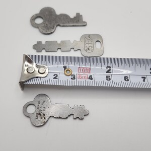 Vintage Set of Padlock Keys I Lot of 3 I Eagle Lock Co. Key | Yale Key ...