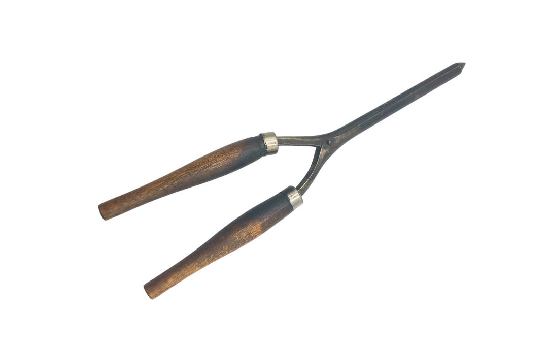 Victorian-era Curling Iron 'the 400' With Wooden Handles Antique Hair ...