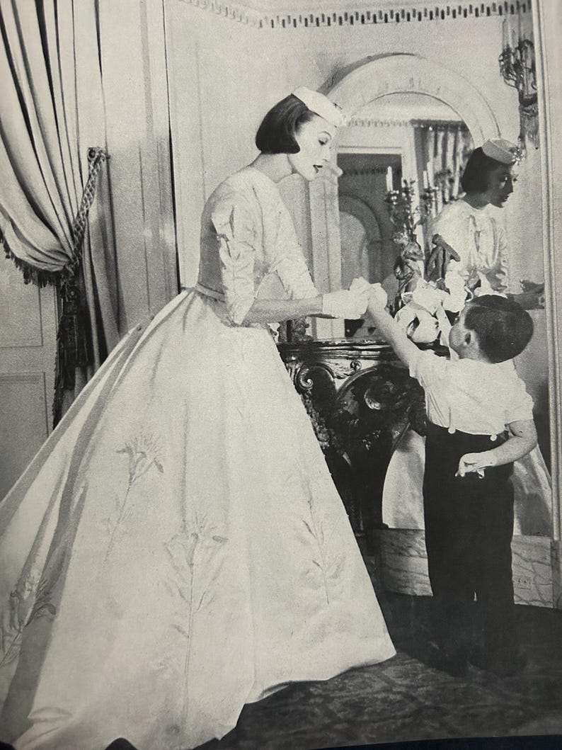 1955 HARPER'S BAZAAR Magazine | Cover: Liz Pringle Photographed by ...
