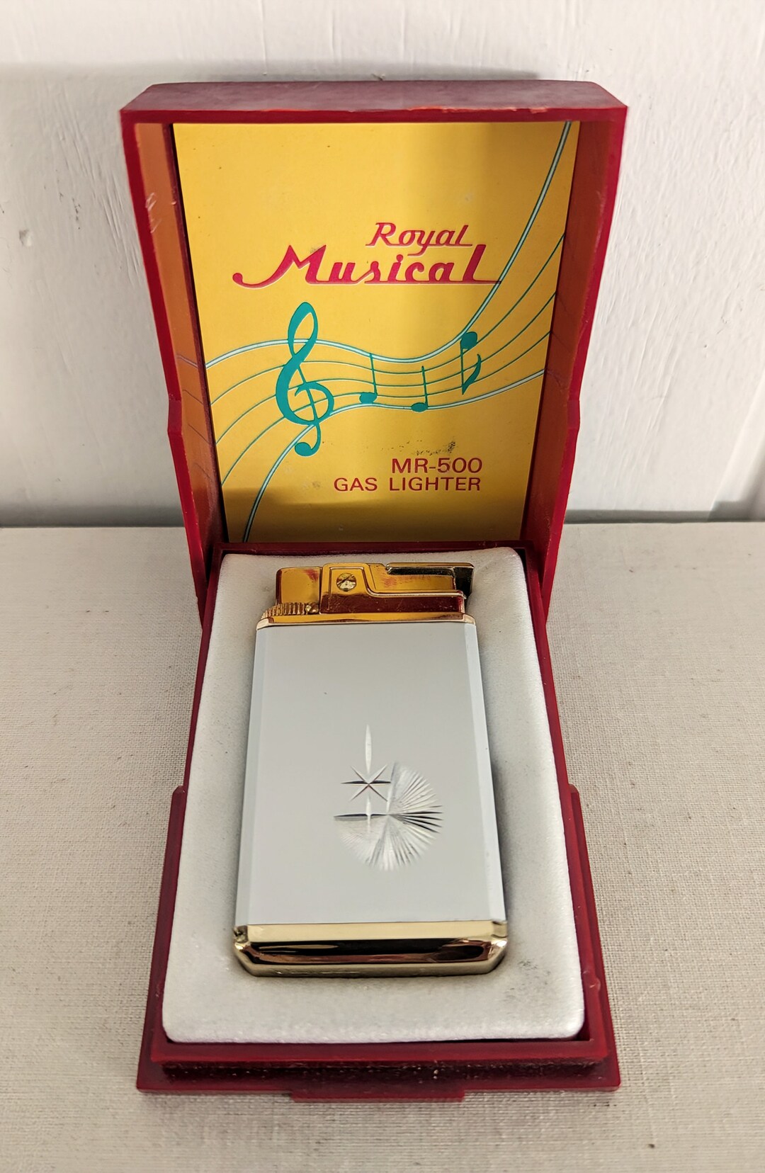 Vintage Royal Musical Gas Lighter in Original Box, Atomic Starburst ...