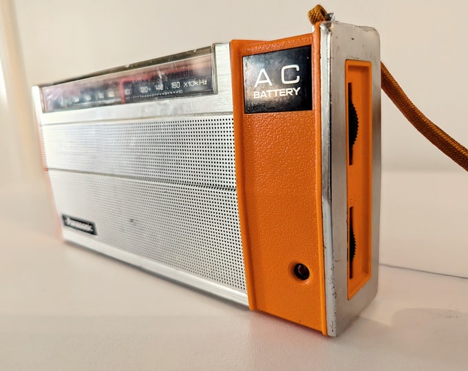 1970s Vintage Panasonic Orange AM Transistor Radio, WORKS, Portable ...