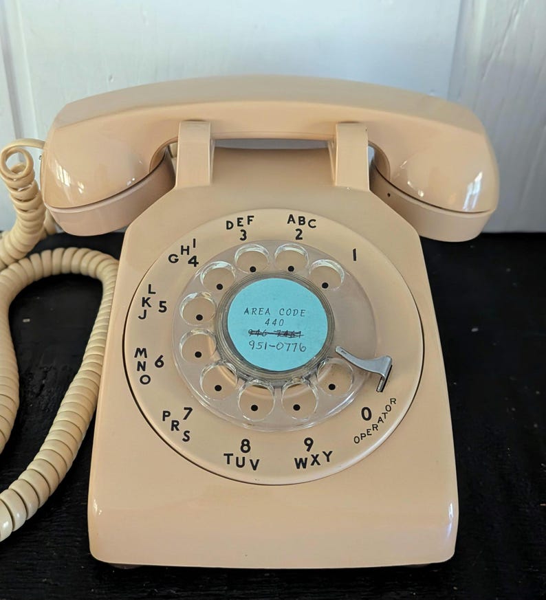 1970s Vintage AT&T Beige Rotary Dial Landline Telephone, WORKS, Corded ...