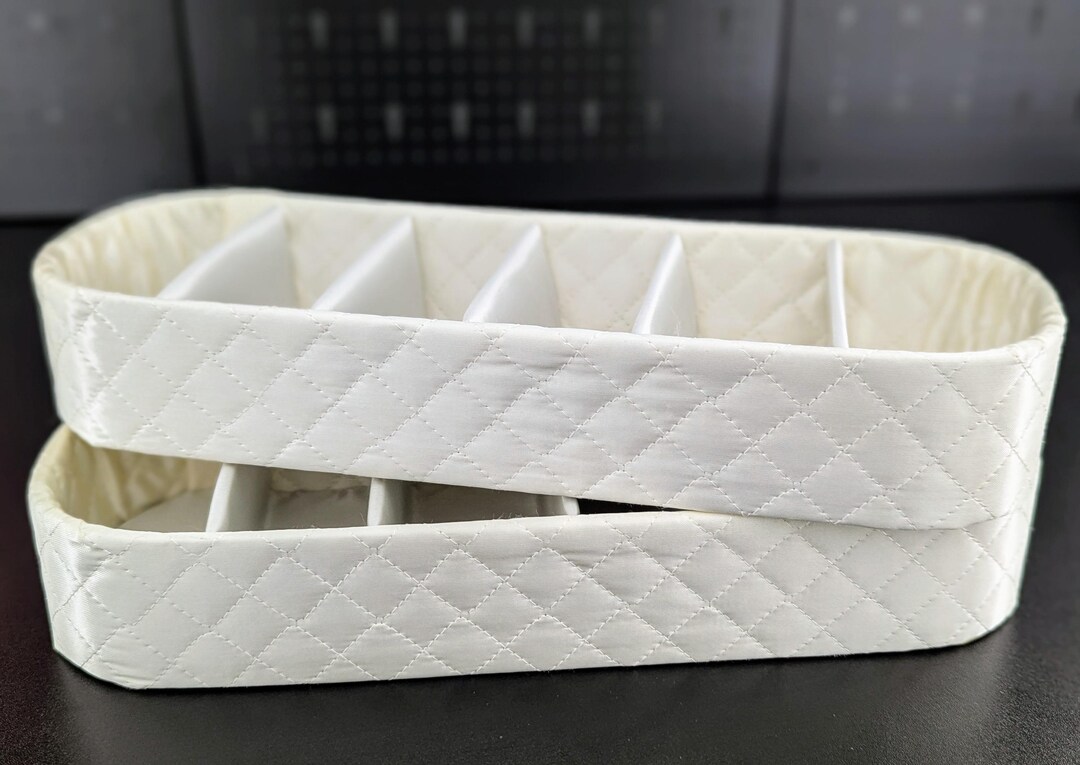 Pair of MCM Vintage White Satin Quilted Vanity Storage Trays/organizers ...