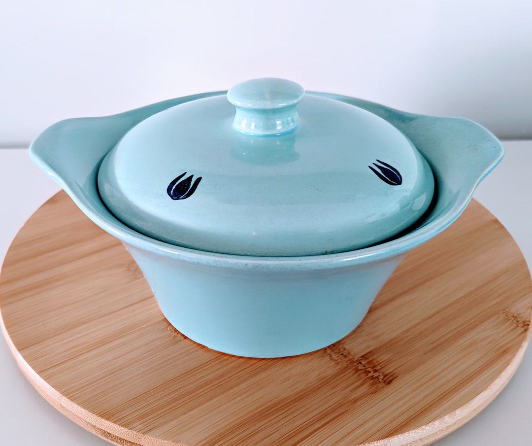 Vintage Cronin Pottery Blue Tulip Casserole Dish With Lid/vintage ...