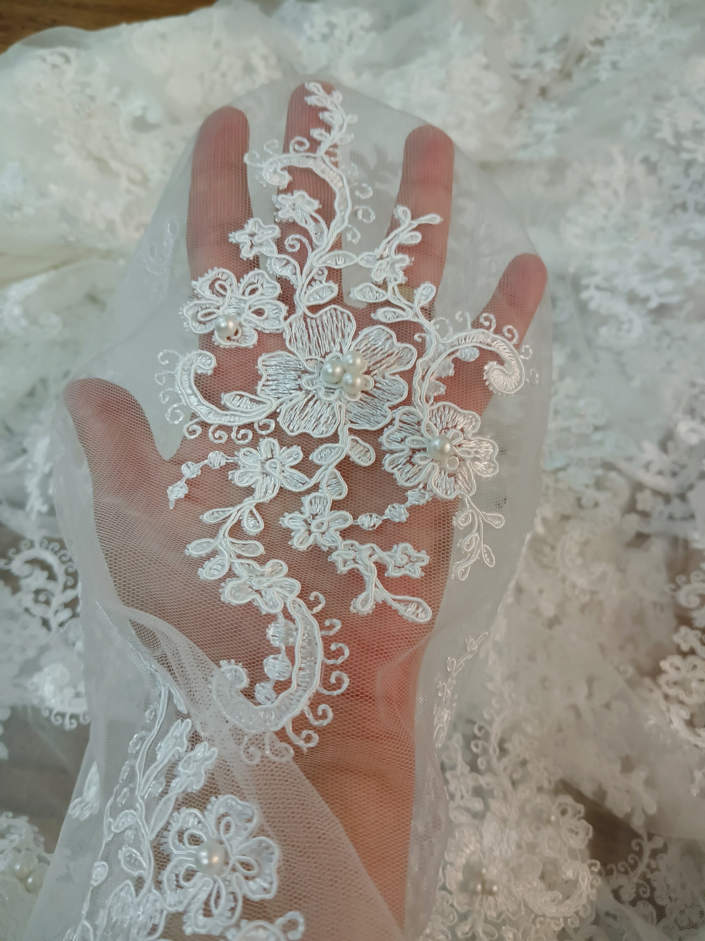 Handmade Bride Lace Fabric, Beaded Embroidery Fabric, Fabric Width 50 ...