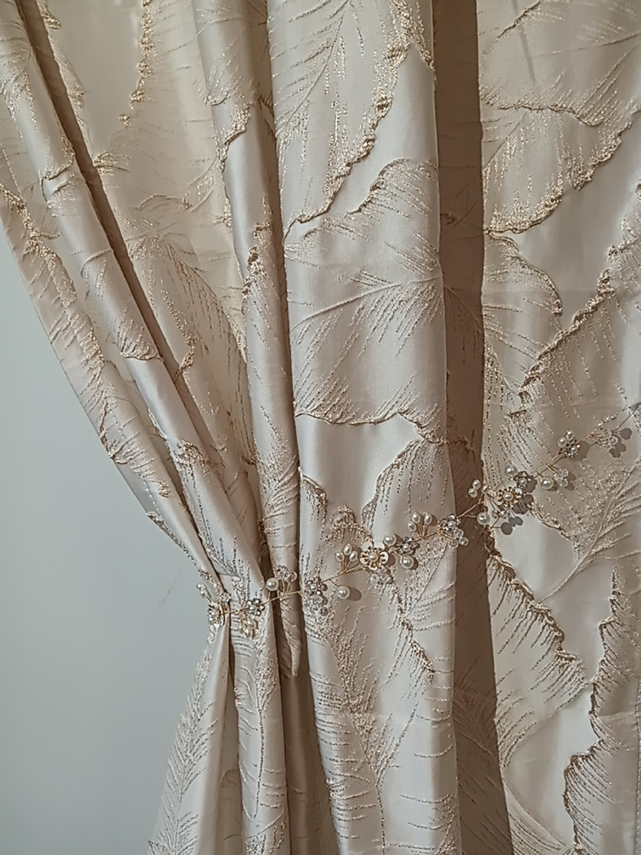Luxuriant Gold Leaf Pattern Curtain Custom Size Jacquard Curtains 75% ...