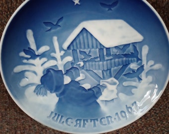 BING & GRONDAHL 1967 Christmas of the Birds Annual Christmas Plate ...