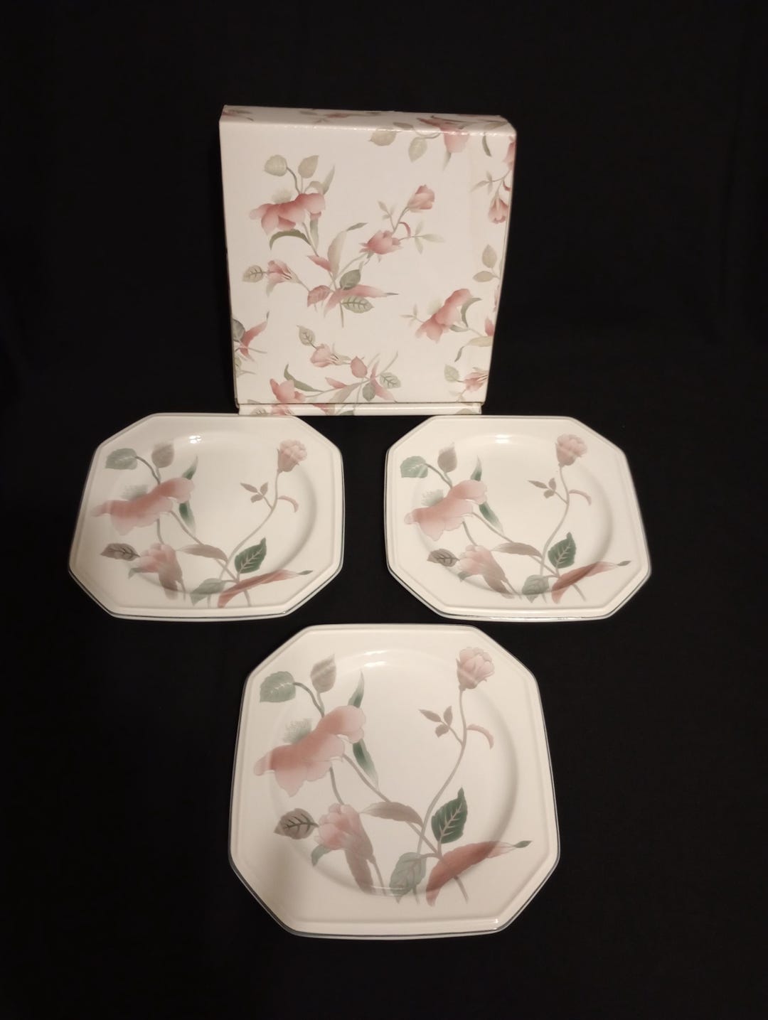 Mikasa Continental Silk Flowers #3003 Square Bread & Butter Plates- Set ...