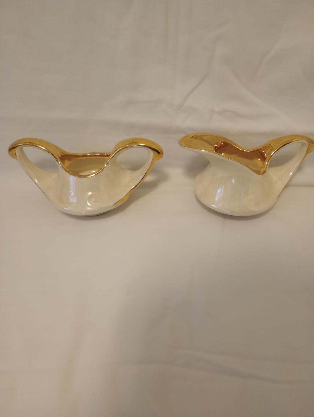 Vintage Pearl China Company White Iridescent 22kt Gold Trim Lusterware ...