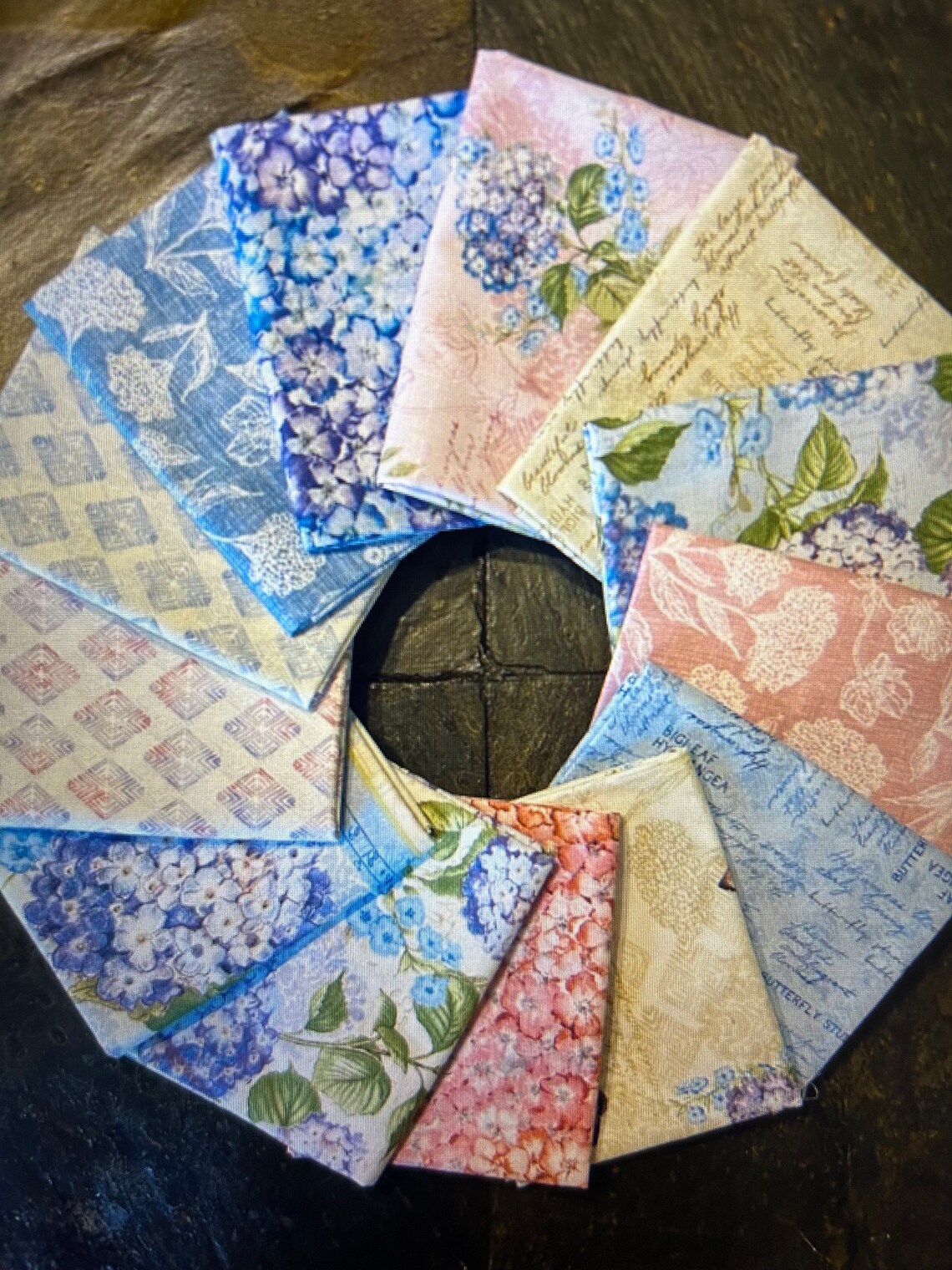 Hydrangea Mist Quilt - Etsy