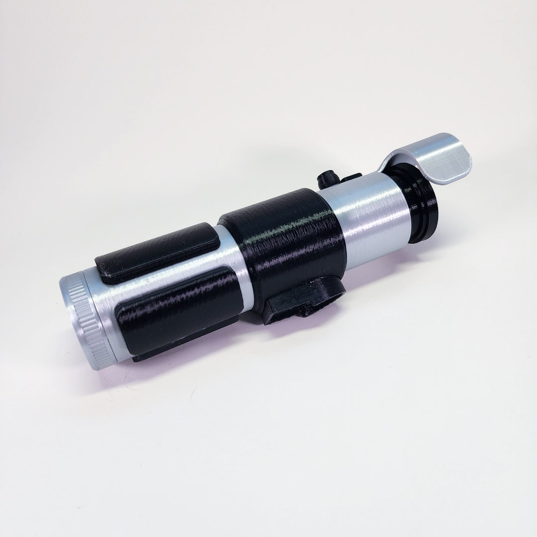 Yoda Lightsaber Hilt Prop Replica W/ Interchangeable Telescoping Blades ...