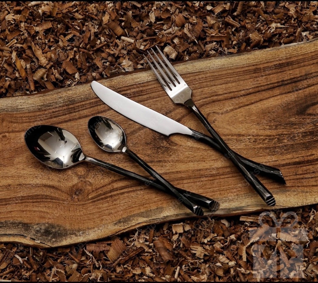 Handmade Medieval Carbon Steel Cutlery Set: 4-piece Chef Spoons With ...