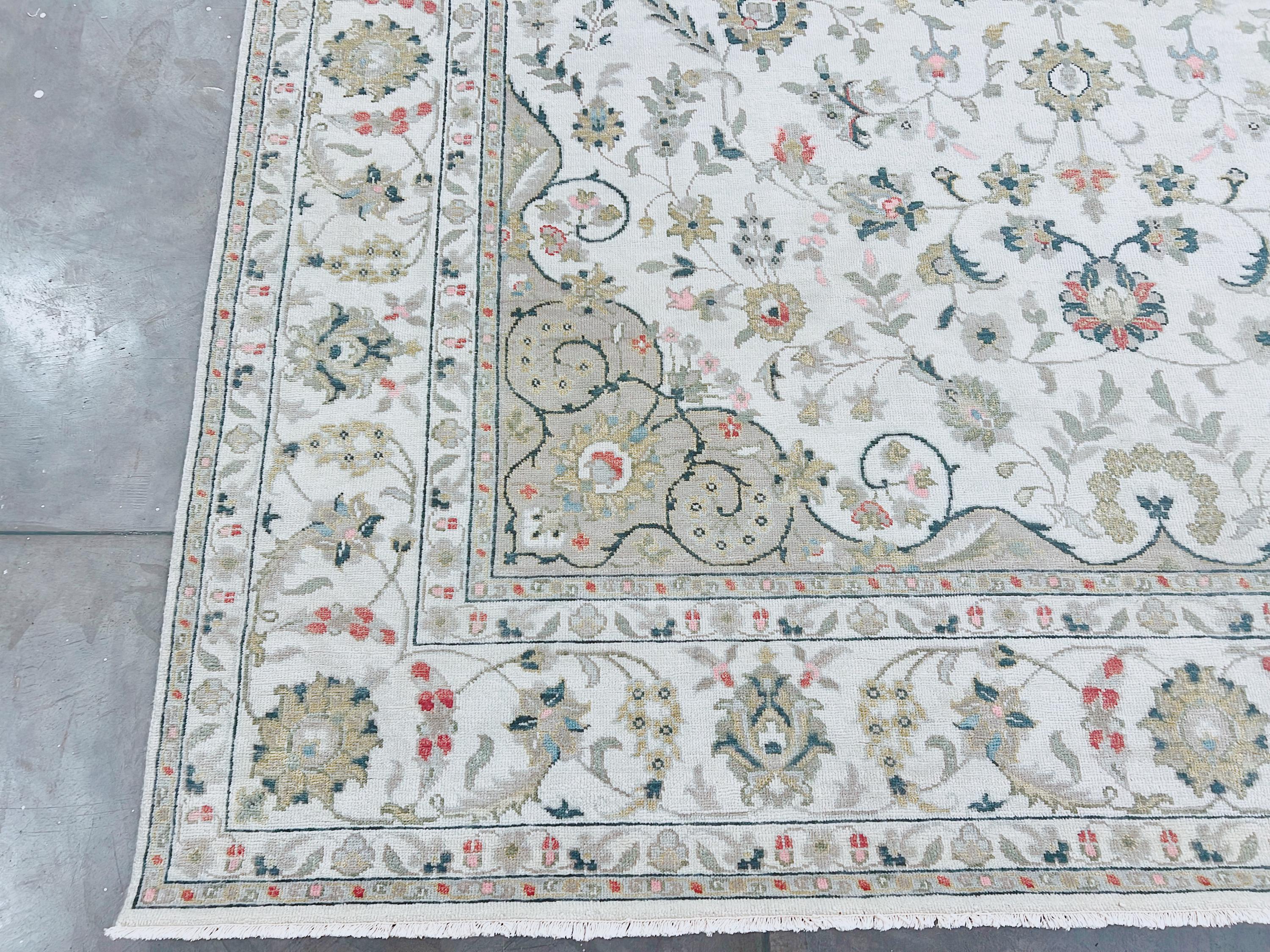 Elizabeth Neutral Persian Knot Rug - Etsy