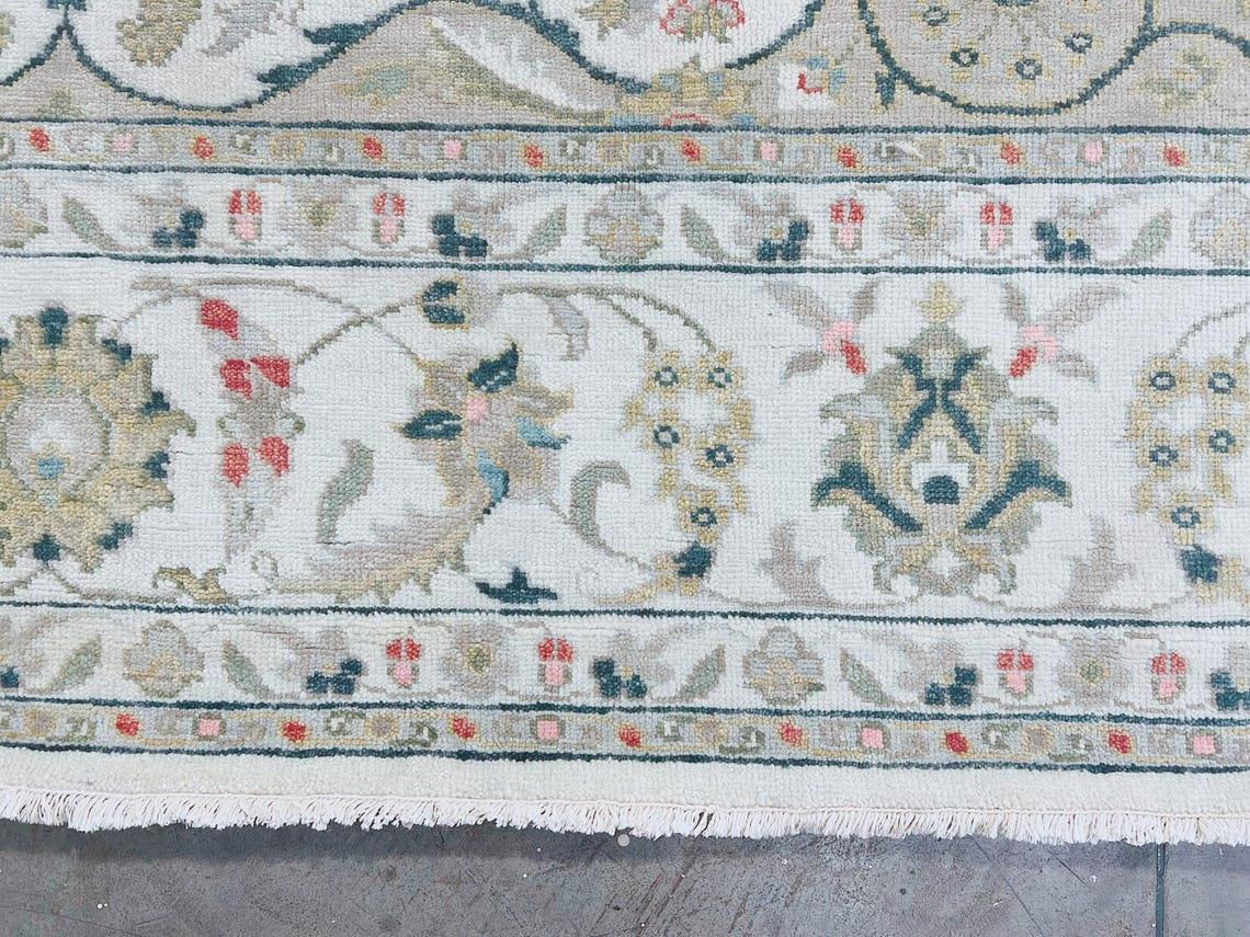 Elizabeth Neutral Persian Knot Rug - Etsy