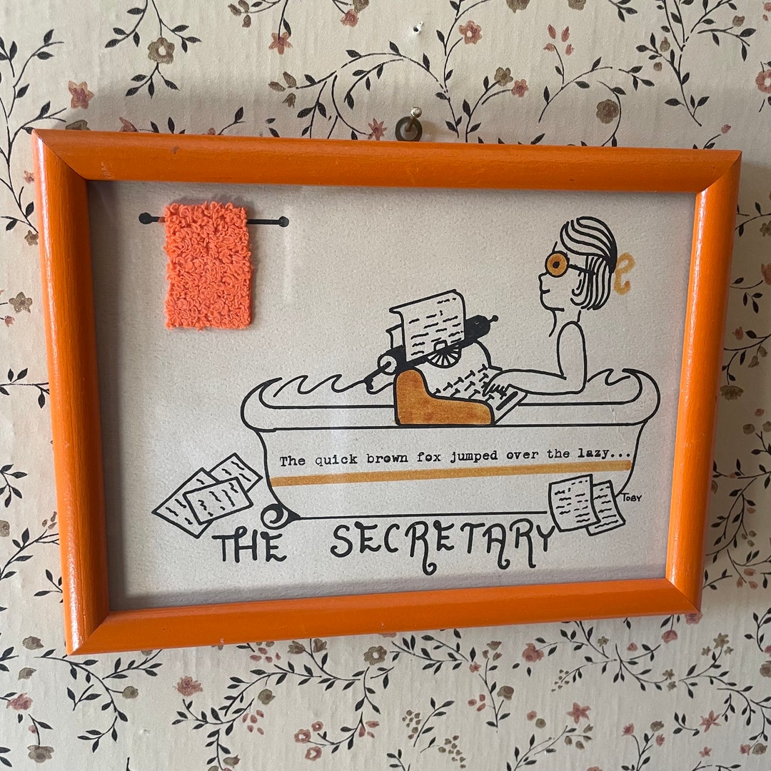 Vintage Secretary Pangram Cartoon Art, Retro BR Woman Typewriter in ...