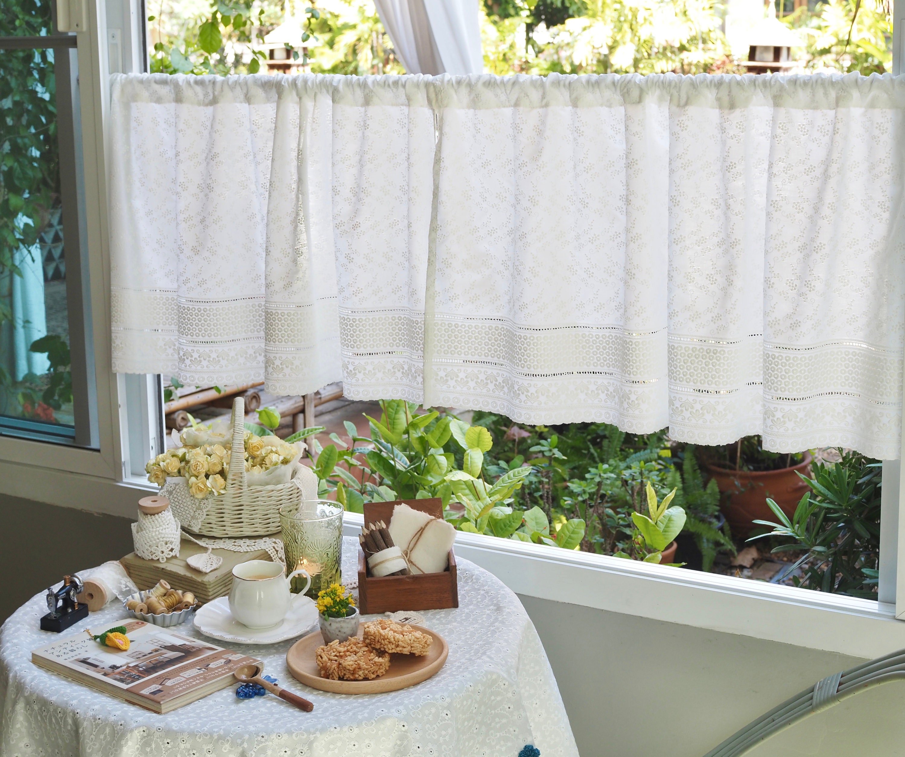 Pair of Gypsophila Flower Lace Cafe Curtain 03 With Calla Lily Curtain ...