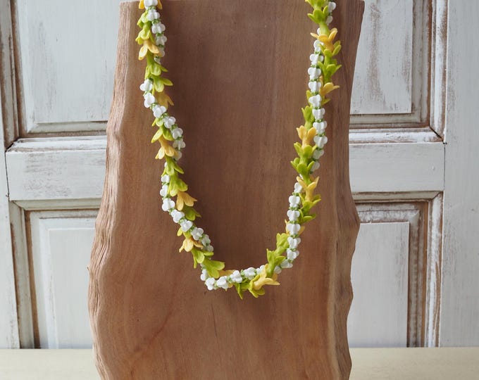 Yellow & Green Pakalana With Crown Flower Lei ,clay Flower Lei ...