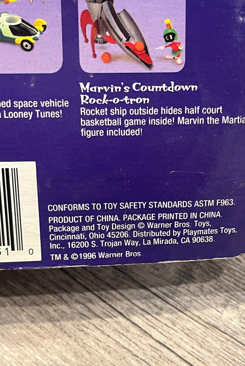 SPACEJAM: Michael Jordan & Bugs Bunny With Hyper Lane Surfer - Etsy